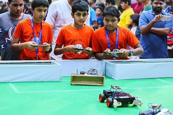 Learn Coding & build Robots, Drones, IOT & VR in bangalore - SP ...